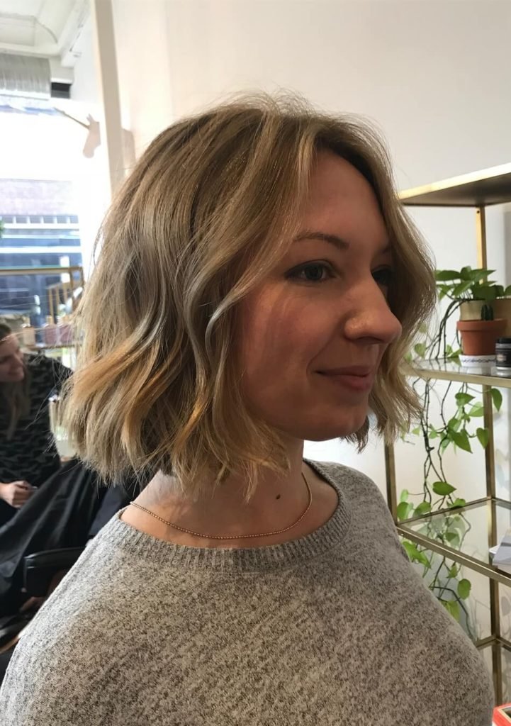 30 Cute Bob Hairstyles to Increase the Beauty