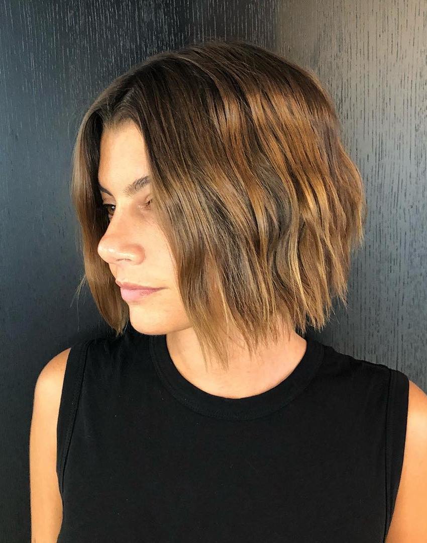 25+ Gorgeous Graduated Bob Haircuts for Women of All Ages