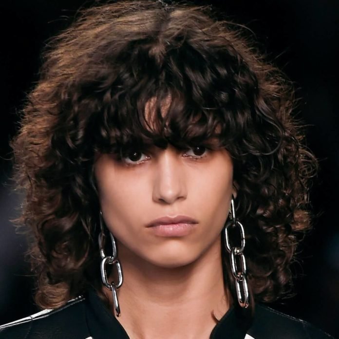 Flaunt Your Curls with These 20 Curly Hairstyles with Bangs