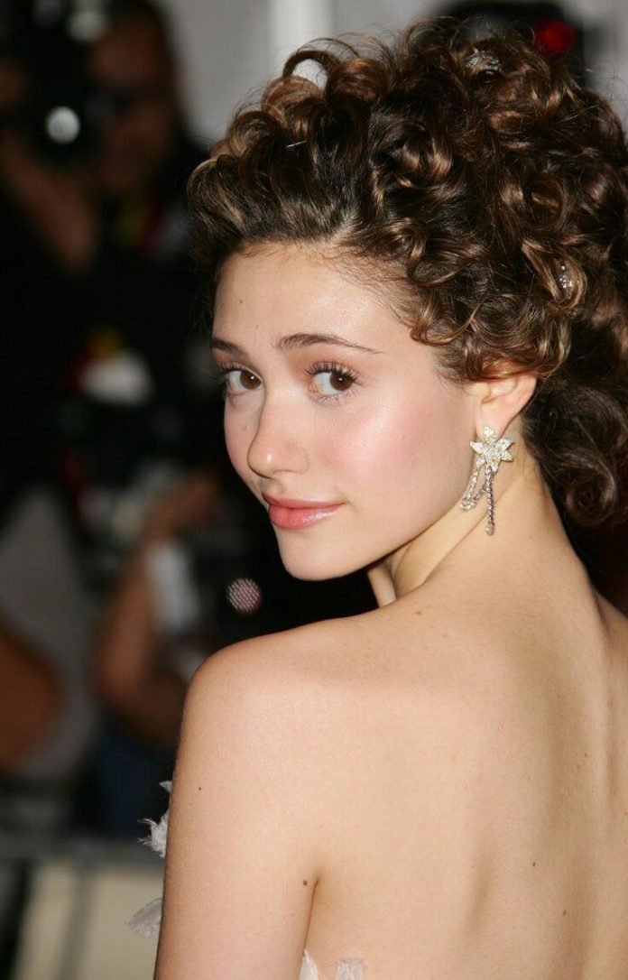 25 Curly Updo Hairstyles Flaunt Your Curls And Create A New Style