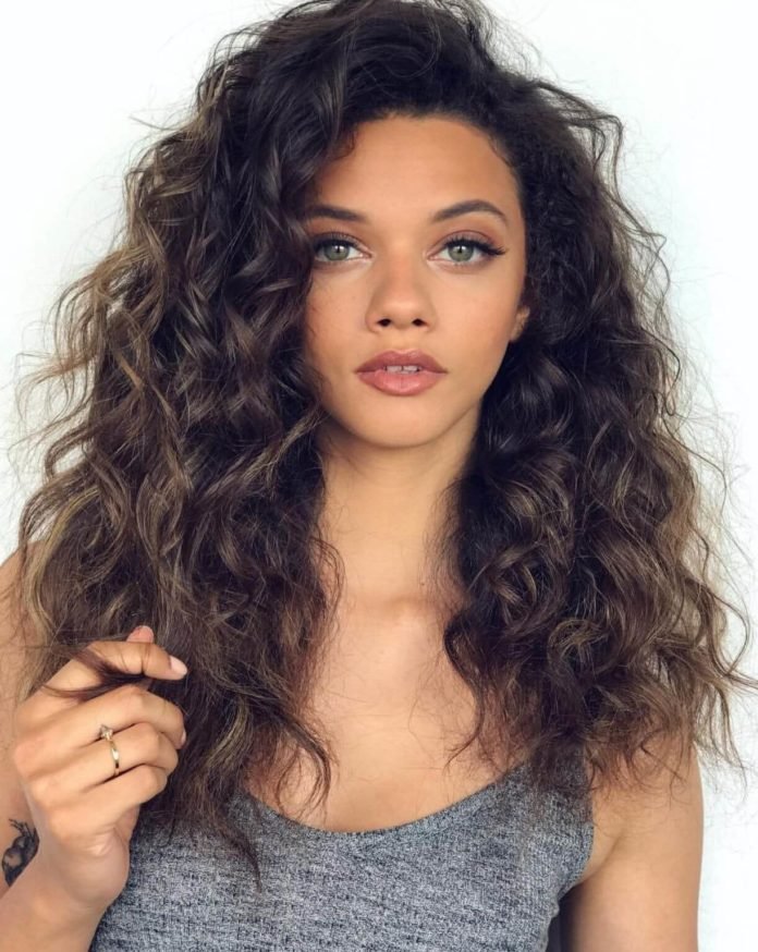Long Curly Hairstyles - Rock the Holiday Season with These Styles