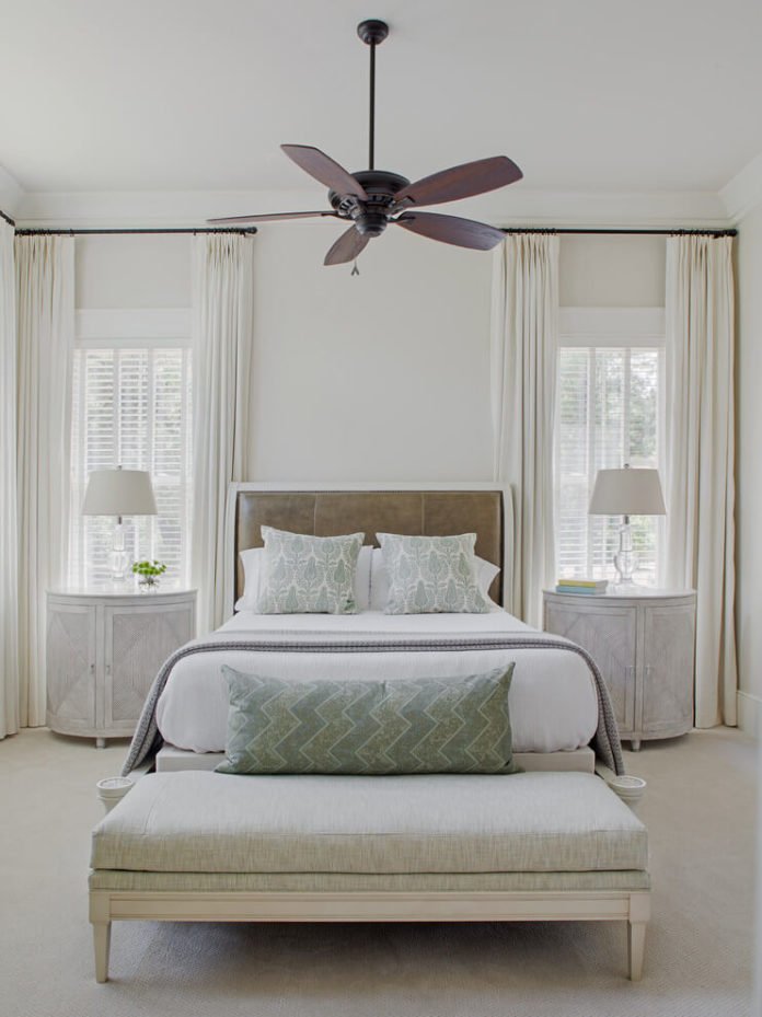 15 Breathtaking Beach Style Bedroom Design Ideas